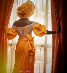How to Tie Nigerian Wrapper: Igbo Double Wrapper, Yoruba Style & Knot ...